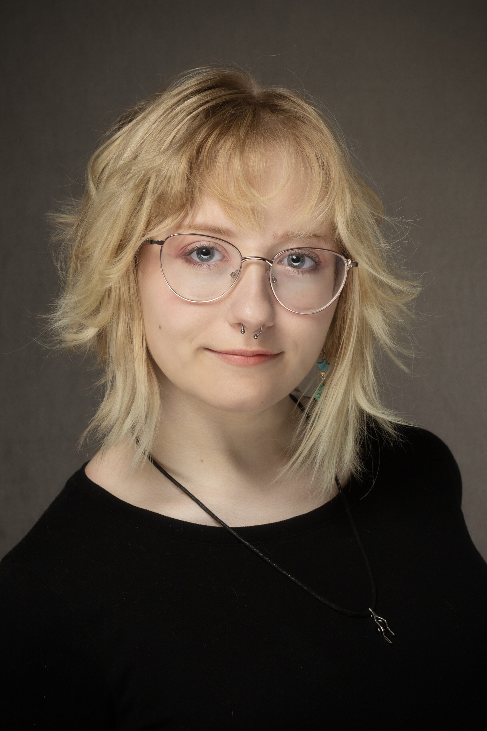 Meet The Professionals – Haute Headz Salon